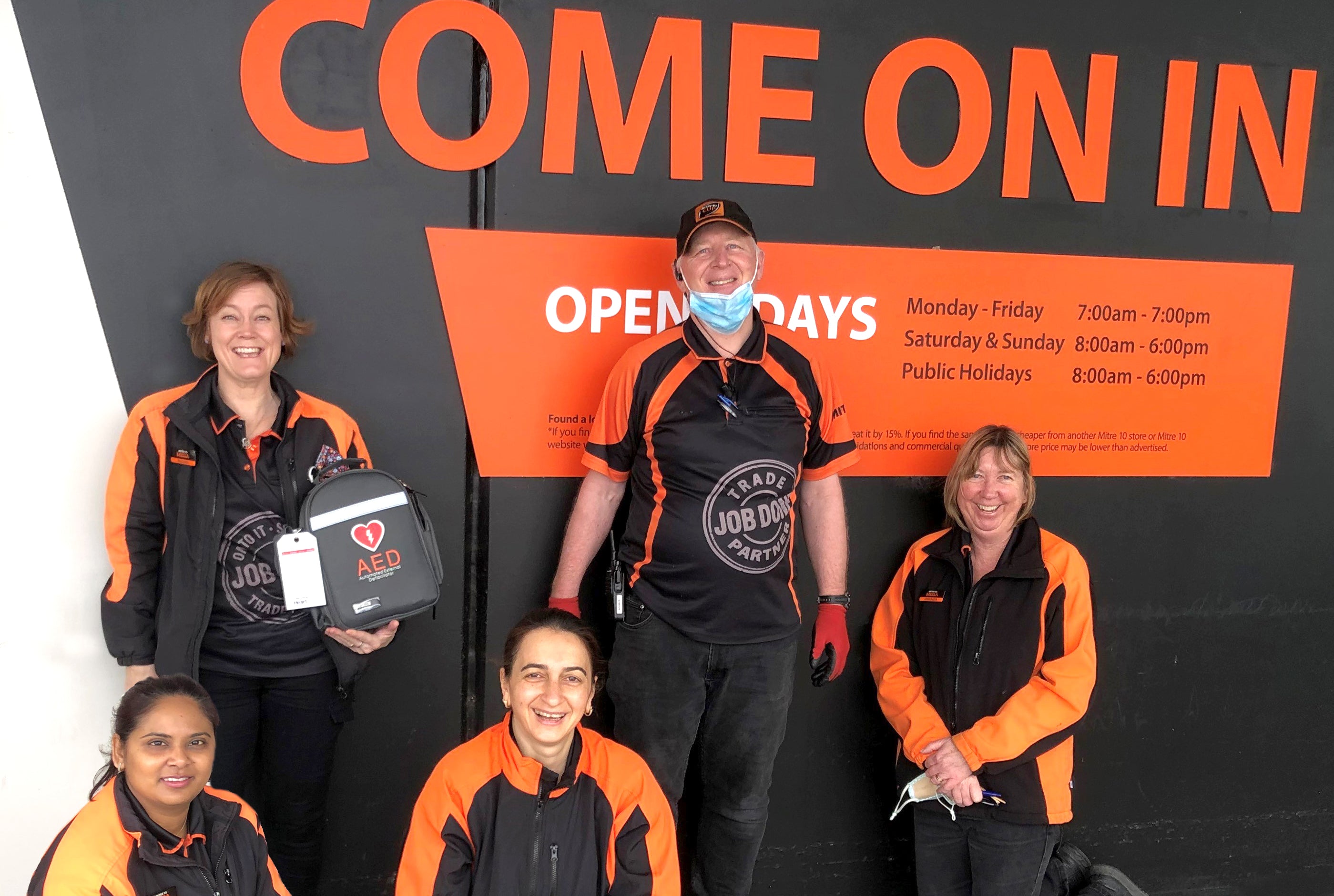 Mitre 10 Team Use AED to Save a Life – Heart Saver Ltd